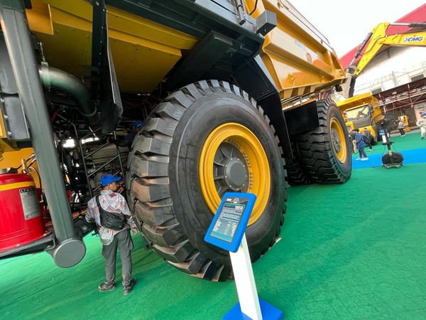Ukuran Ban Truk: 3 Fondasi Tentang Ban Truk Untuk Keselamatan dan ...
