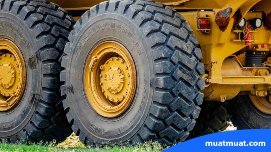 5 Jenis Tapak Ban Truk Yang Harus Kamu Ketahui! - MuatMuat Blog