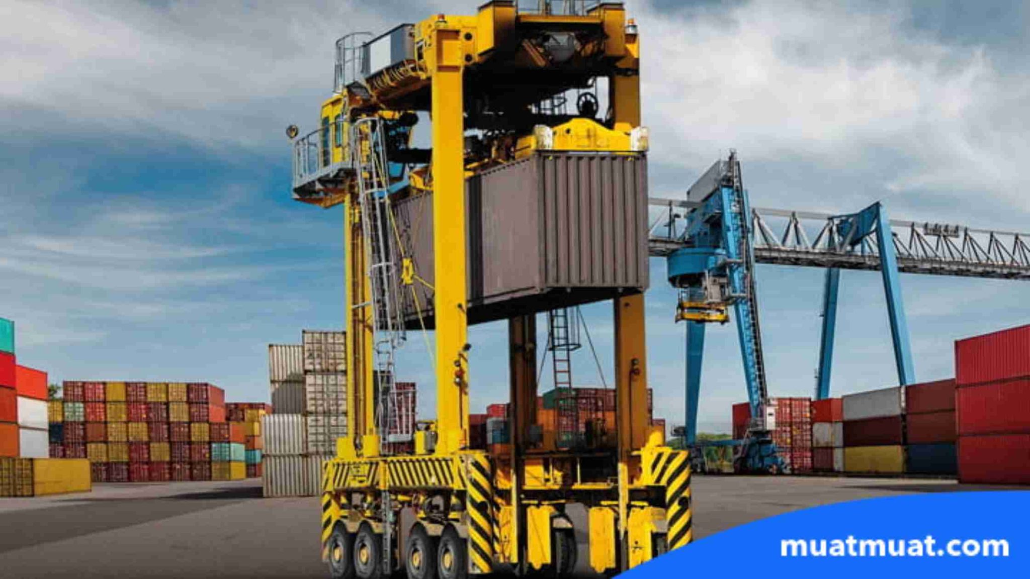6 Alat Bongkar Muat Container Yang Membuat Pekerjaan Lebih Cepat dan ...